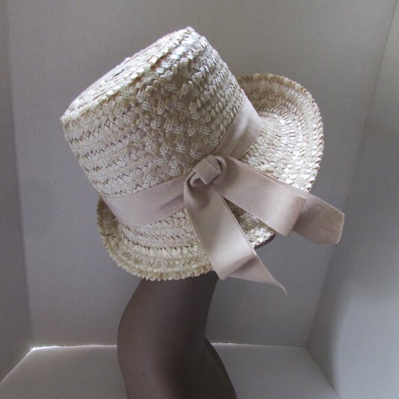 Vogue Mont Chicago New York | Accessories | Handsome Vintage Bucket Style Hat In Champagne Color ...